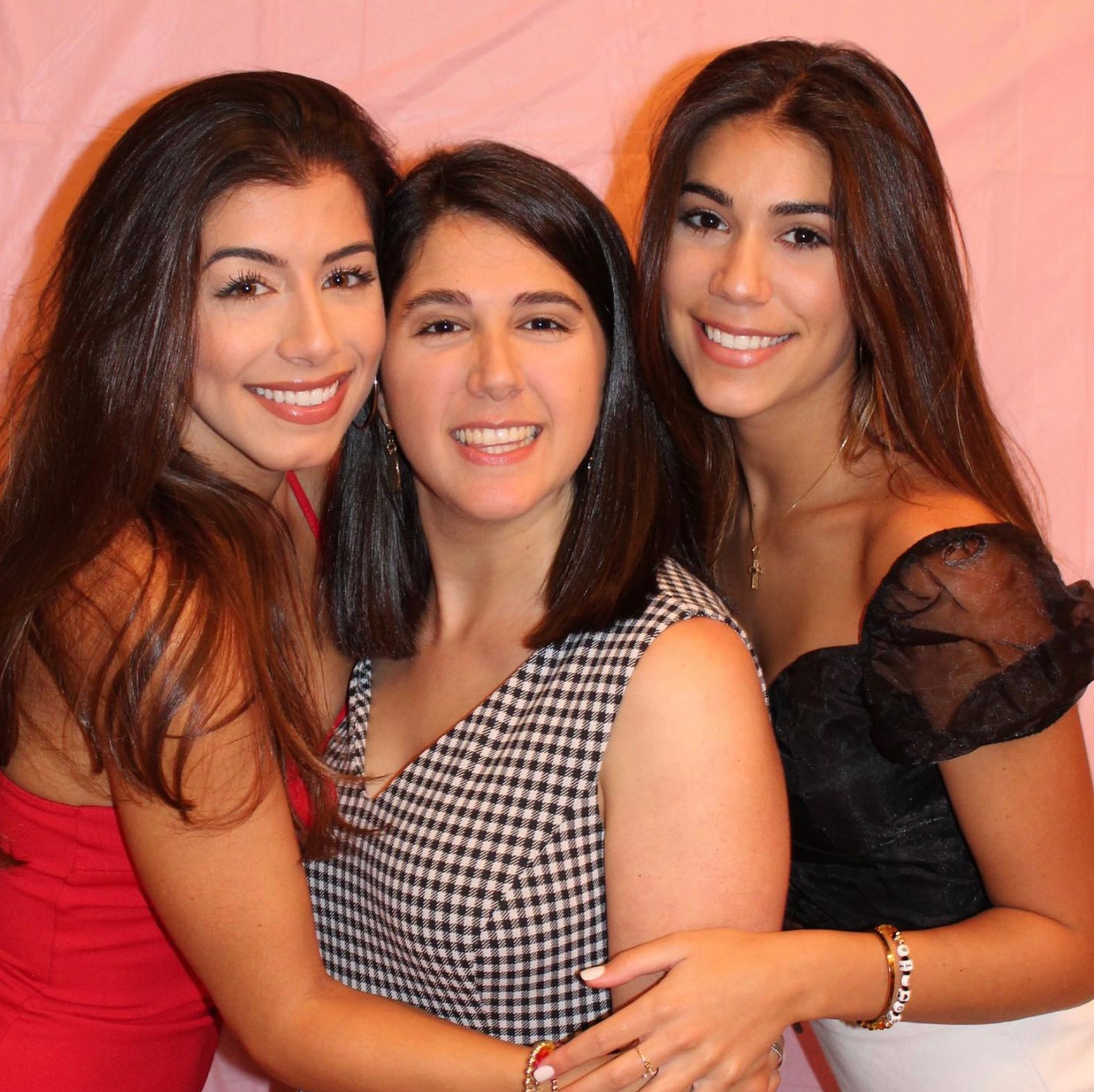 Sarah Jane Ramos (Dak Prescott) Wiki, Parents, Sisters, Age, Boyfriend ...